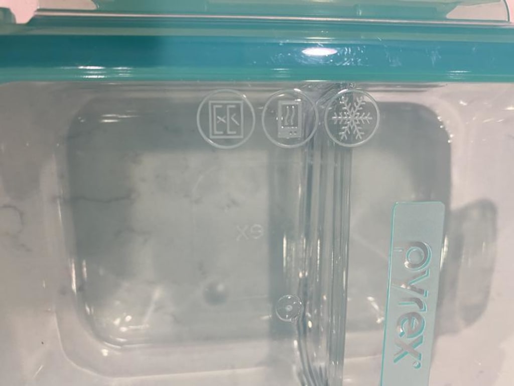 Pyrex Mealbox Rectangle Glass Food Storage Container, 2.1c
