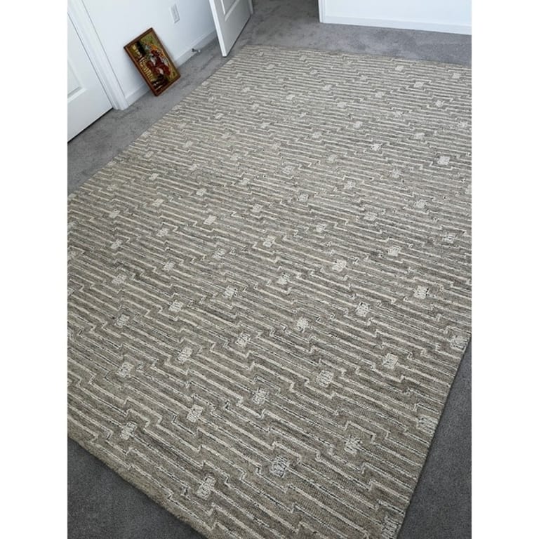 SAFAVIEH Handmade Micro-Loop Zhetchka Modern Wool Rug - On Sale - Bed ...