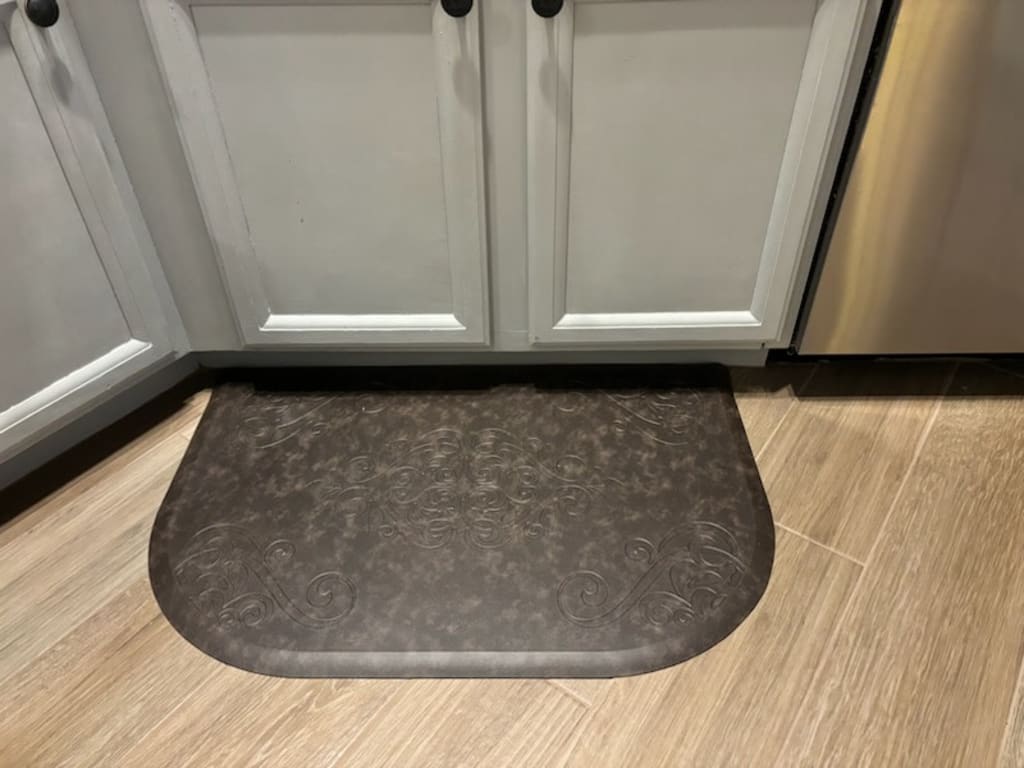Brown Embossed Gentle Step Slice Kitchen Mat, 36x24