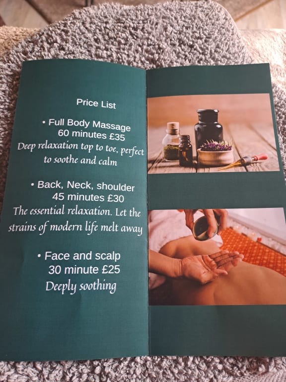 Folded Leaflets, Pamphlets and Brochure Printing | Vistaprint