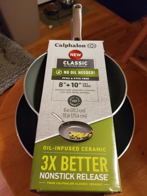 Calphalon Classic 2-Piece Oil-Infused Ceramic Fry Pan Set