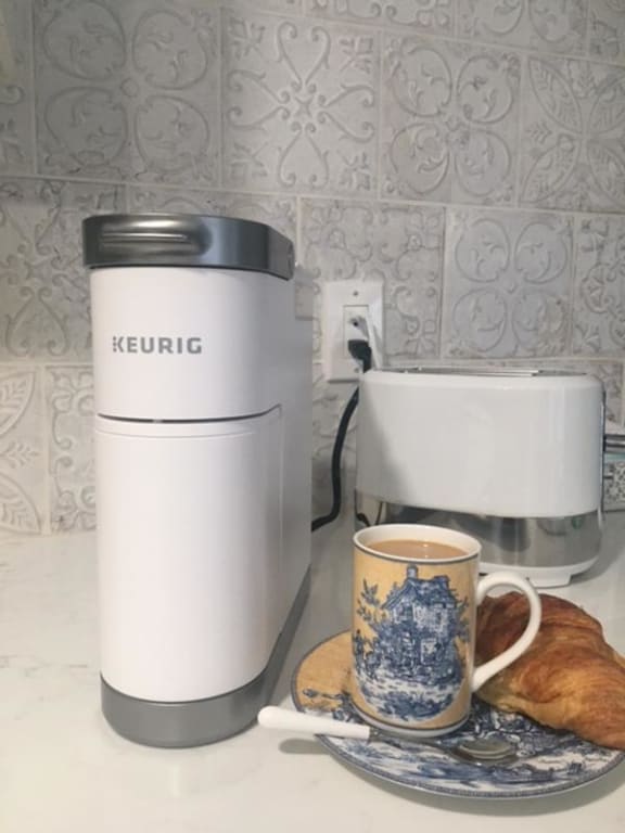 Keurig K-Mini Basic Single Cup Coffee Maker, Black