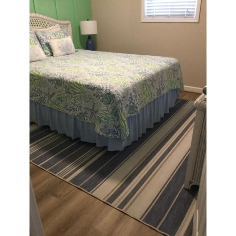 Alexie Coastal Stripes Indoor/ Outdoor Area Rug - Bed Bath & Beyond ...