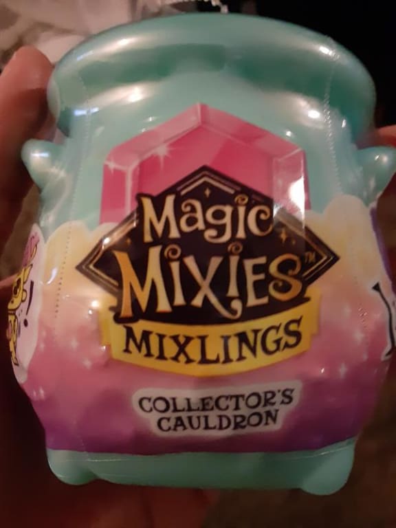 Magic Mixlings Collector Cauldron Single Pack