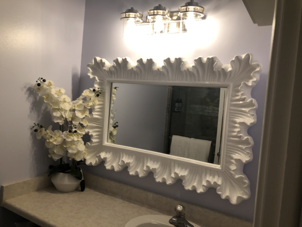 Ariel White Ruffle Framed Rectangle Wall Mirror, 33x48