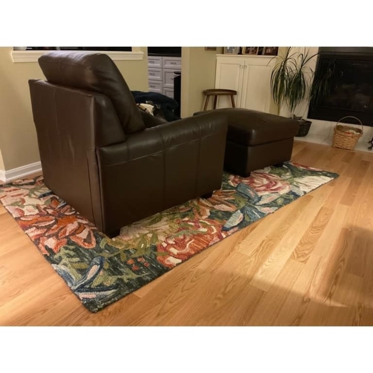 Alexander Home Evelyn Floral Bouquet Area Rug - On Sale - Bed Bath ...