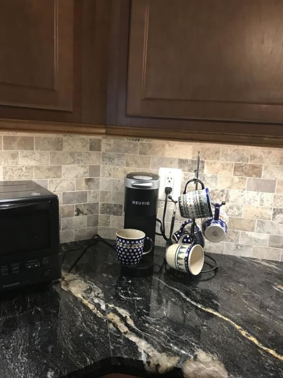 Keurig K-Mini Basic Single Cup Coffee Maker, Black