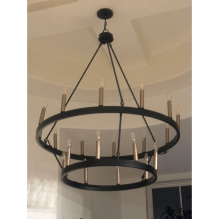 The Gray Barn Highclere Farmhouse 20-light Wagon Wheel Chandelier - 40 ...