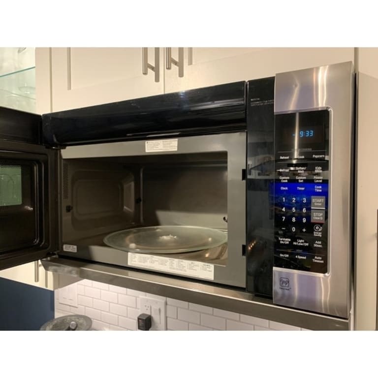 LG LMH2235ST (Refurbished) 2.2 cu.ft. Over-the-Range Microwave Oven ...