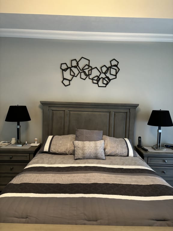 Metal Pentagon Wall Art, 42x23