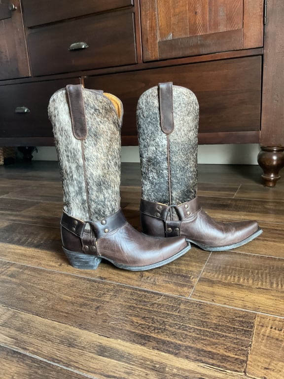 Women's Florence Cowhide Cowboy Boots | Overland
