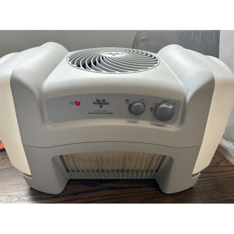 Evap40 4 Gallon Evaporative Humidifier with Adjustable Humidistat and 3 ...