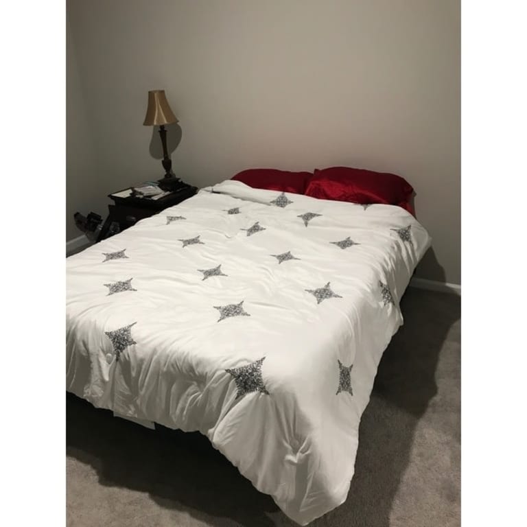 PRESLEY Luxury 7 Piece Comforter - Bed Bath & Beyond - 33134229