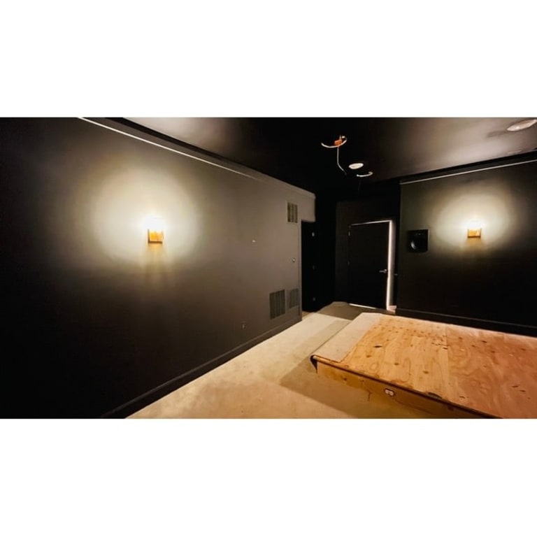 Troy Lighting Pilsen 1-light Modern Bronze And Aged Brass Wall Sconce - Bed Bath & Beyond - 27415935