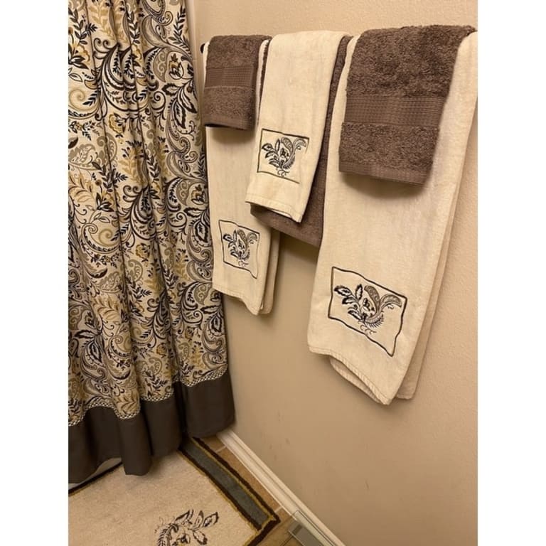 Sherry Kline Findlay 6-piece Embroidered Towel Set - On Sale - Bed Bath ...