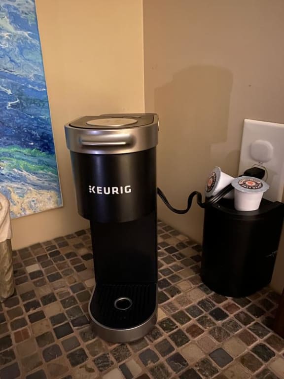 Keurig K-Mini Basic Single Cup Coffee Maker, Black