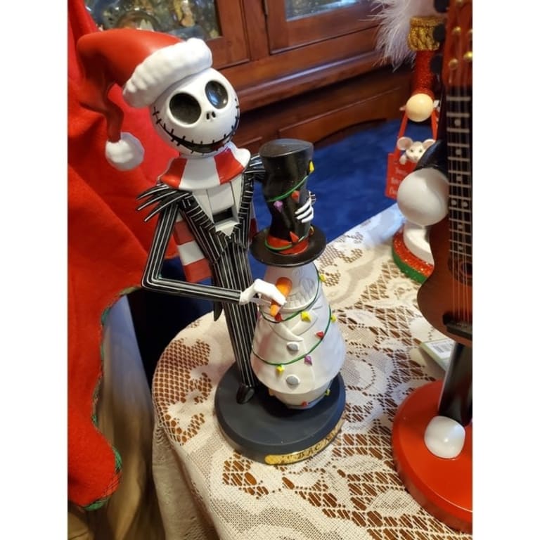 Disneys Nightmare Before Christmas Jack Skellington with Snowman ...
