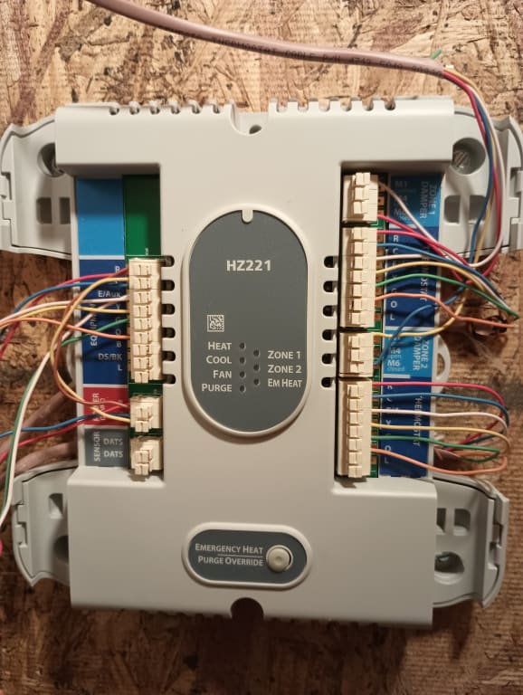 Honeywell HZ322K TrueZONE Kit with DATS - SupplyHouse.com