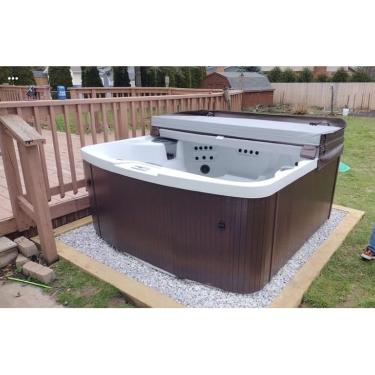 Lifesmart LS550 Plus 5-Person 65-Jet 230v Spa with Ozonator - Bed Bath ...