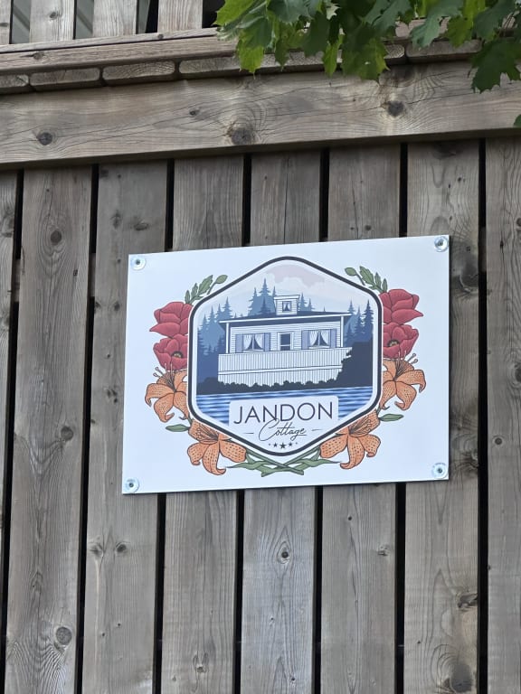 Custom Plastic Signs, PVC Signs, Forex Signs | VistaPrint Canada