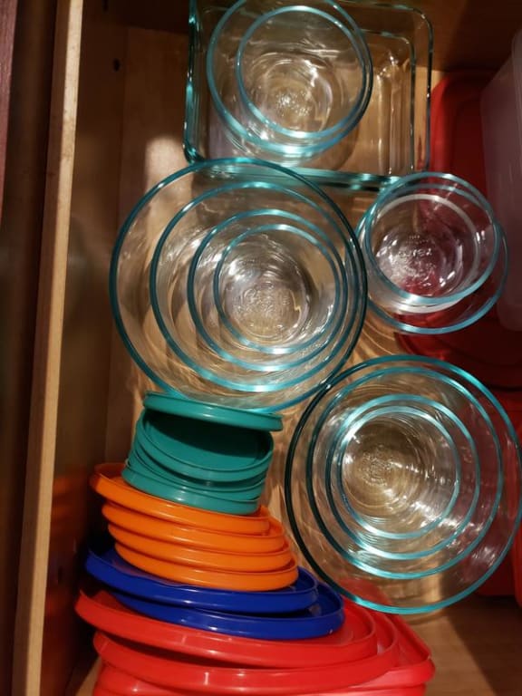 Pyrex 10-Piece Multicolored Food Storage Set