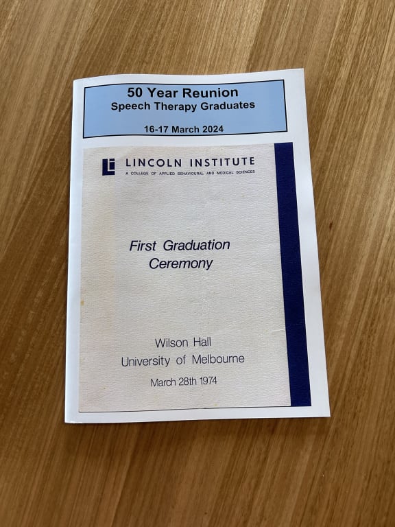 Booklets, Custom Booklet printing | VistaPrint AU