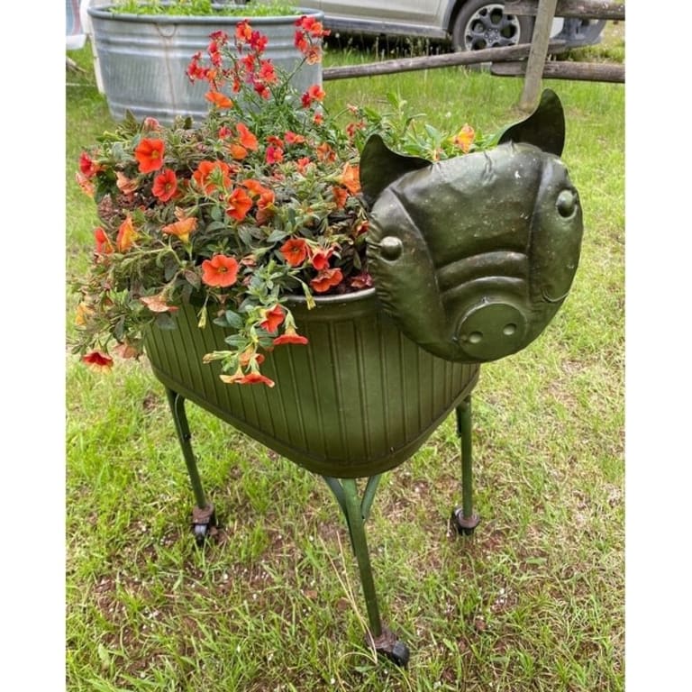 Sullivans Set of 2 Farm Animal Planters 35.5"H & 29"H Green - 28"L x 15 ...