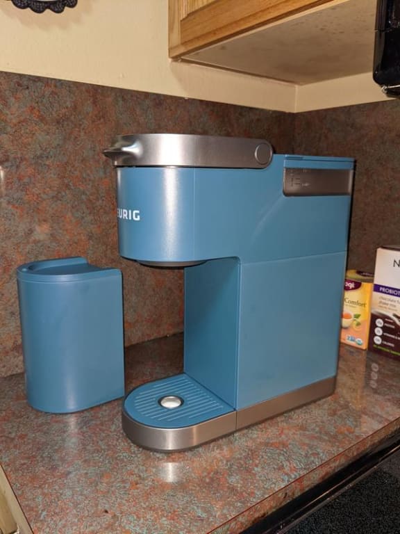 Keurig K-Mini Basic Single Cup Coffee Maker, Oasis | At Home