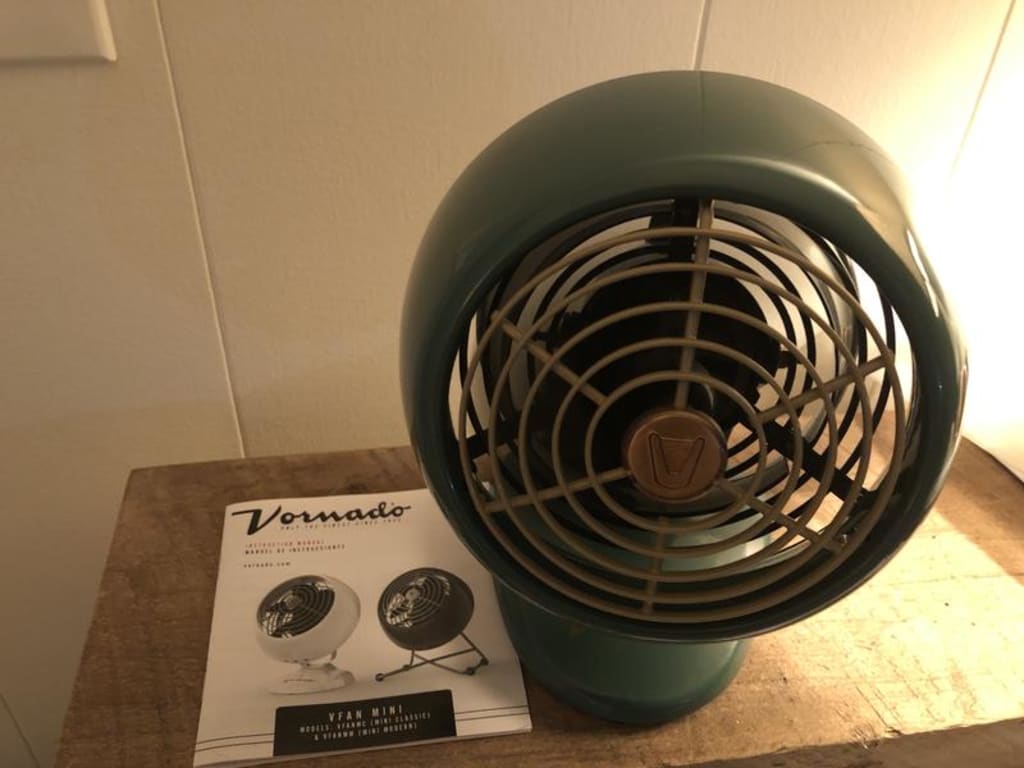 Vornado VFAN Mini Classic Personal Vintage Air Circulator Fan, Classic ...
