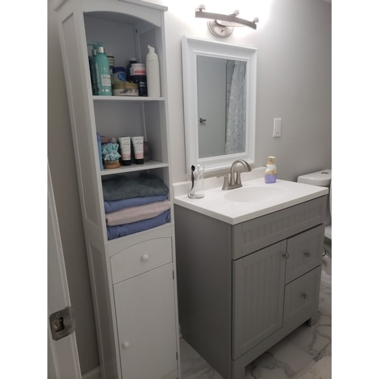 HOMCOM 67" Tall Bathroom Storage Cabinet, Freestanding Linen Tower with ...