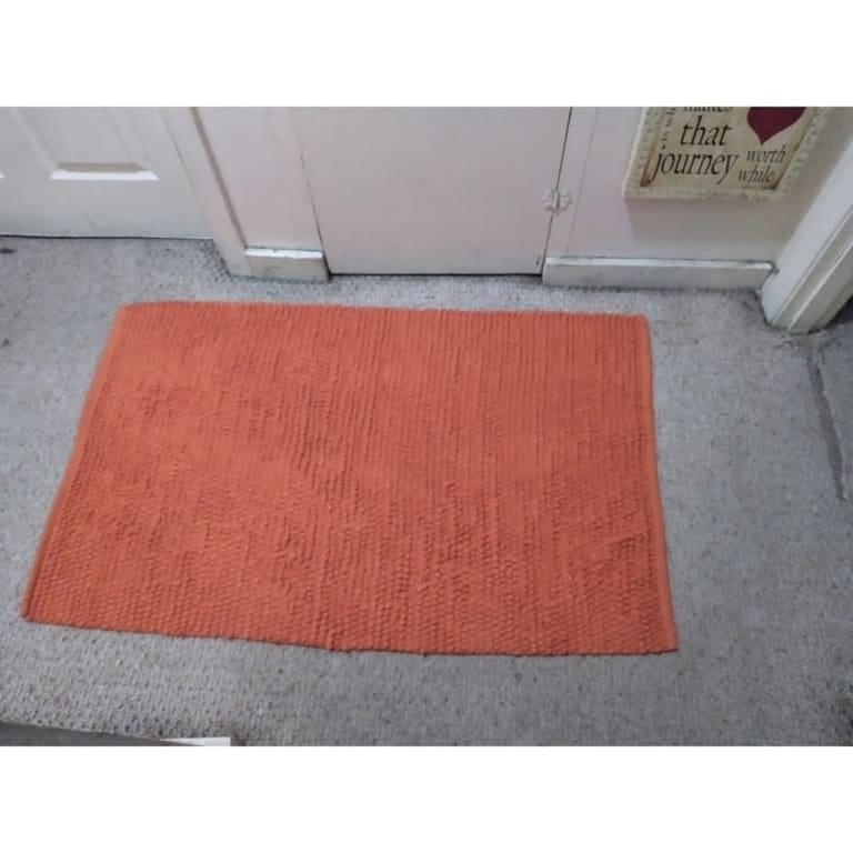 Plush Nubby Orange 30 x 50 inch Bath Rug - 2'6" x 4'2" - Bed Bath ...
