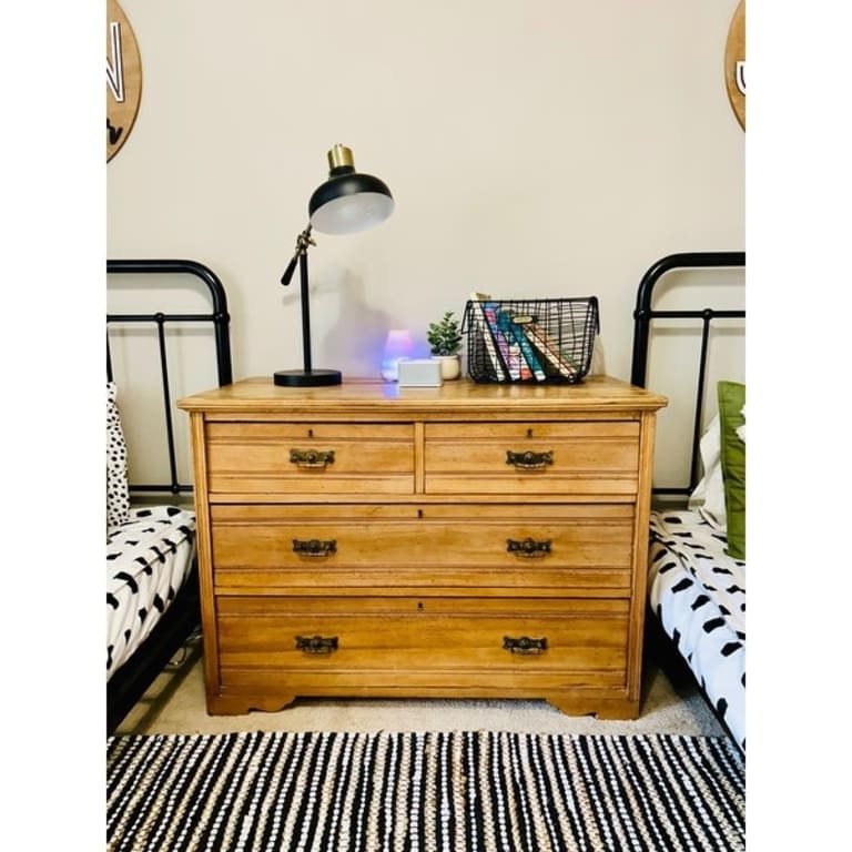 SAFAVIEH Handmade Vintage Boho Leather Zhanna Modern Stripe Leather Rug ...