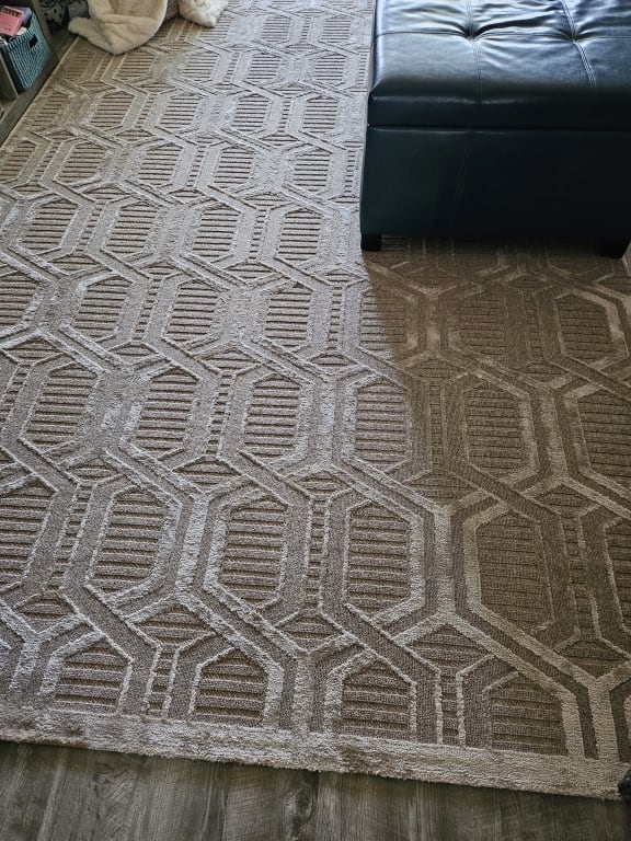(A487) Providence Zenith Tan Geometric Area Rug, 5x7