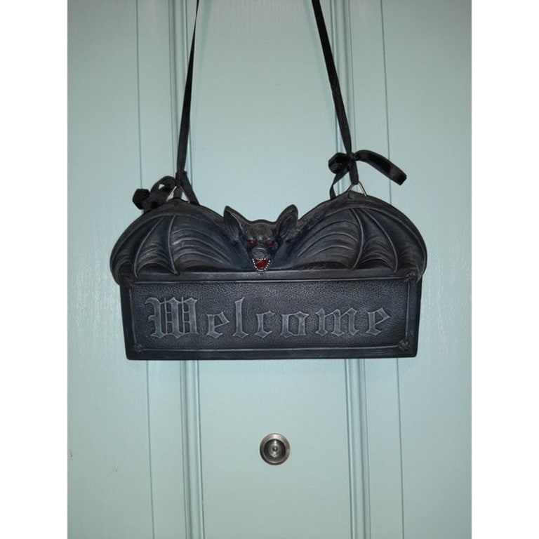 Design Toscano Vampire Bat Welcome Wall Sculpture - Bed Bath & Beyond ...