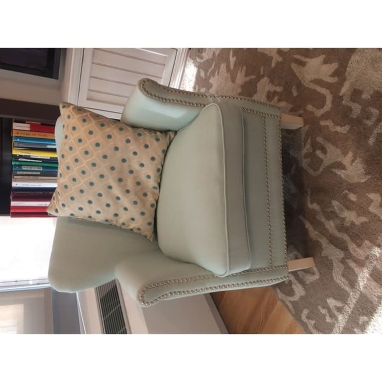 SAFAVIEH Posh Robins Egg Blue Arm Chair. - 26.6" x 28.9" x 29.3" - Bed ...