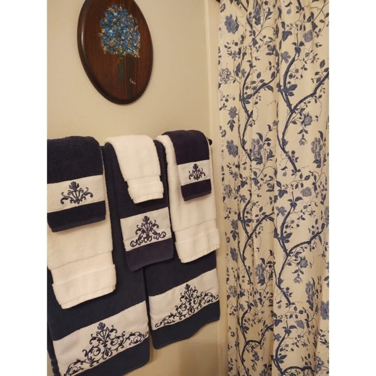 Authentic Hotel and Spa Turkish Cotton Scrollwork Embroidered 3 piece ...