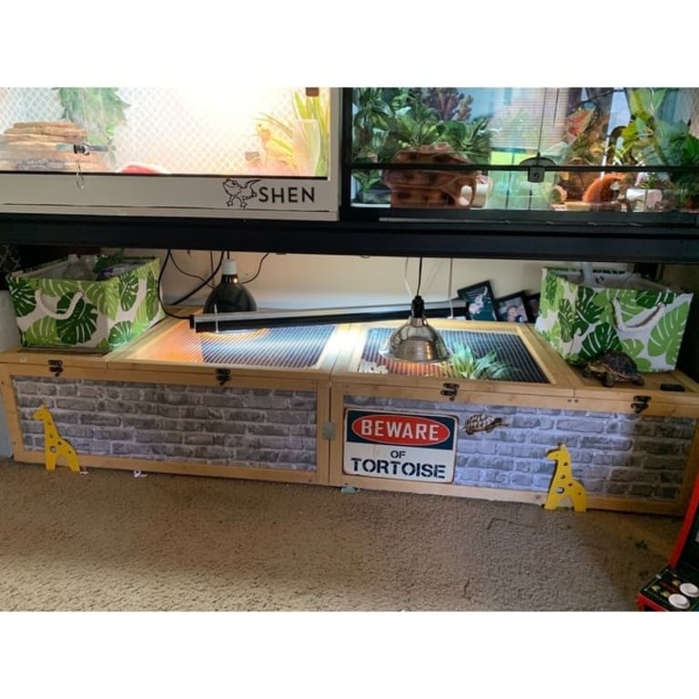 PawHut 37"L Wood Tortoise House Turtle Habitat, Indoor Tortoises ...