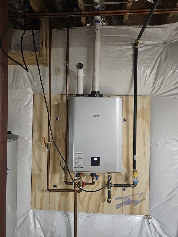 RXP199IN - Rinnai RXP199IN - RXP199IN 199,000 BTU Condensing Indoor ...