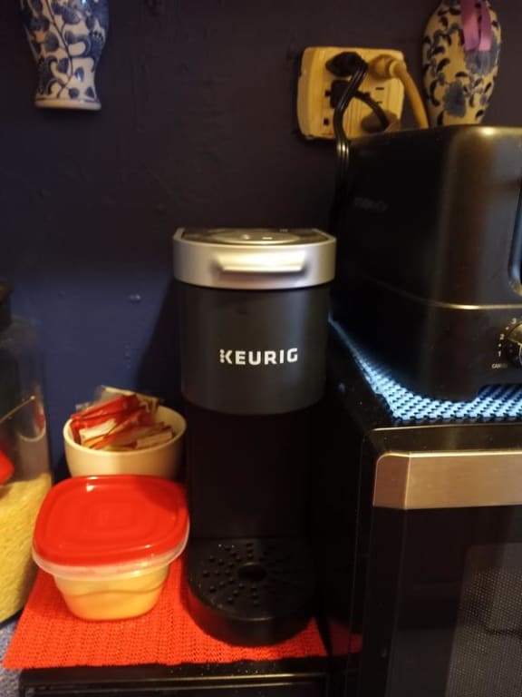 Keurig K-Mini Basic Single Cup Coffee Maker, Black