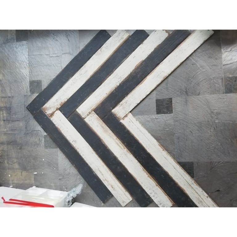 Merola Tile Retro Nero 2-3/4" x 23-1/2" Porcelain Floor and Wall Tile ...