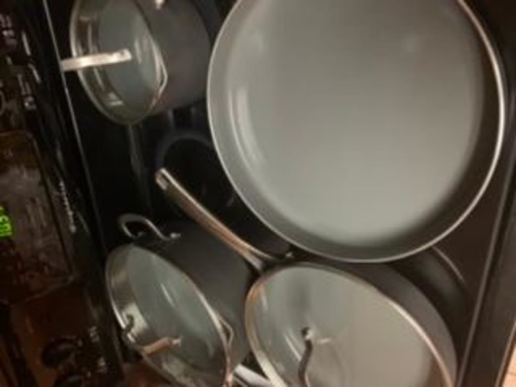 Calphalon Classic 11-Piece Oil-Infused Ceramic Cookware Set