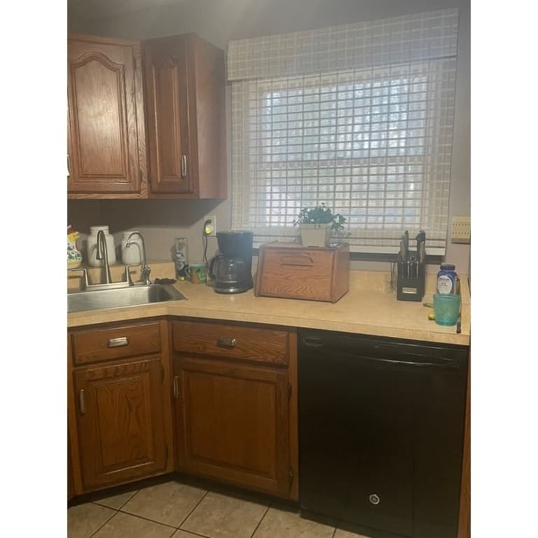 Arlo Blinds Cordless Lift Whitewash Bamboo 60-inch Roman Shade - On ...