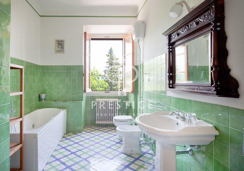 14 bedroom Villa for sale with panoramic view in Florence, Tuscany