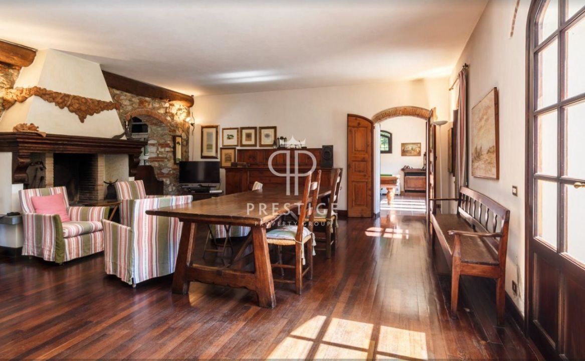 7 bedroom Villa for sale in Pietrasanta, Tuscany