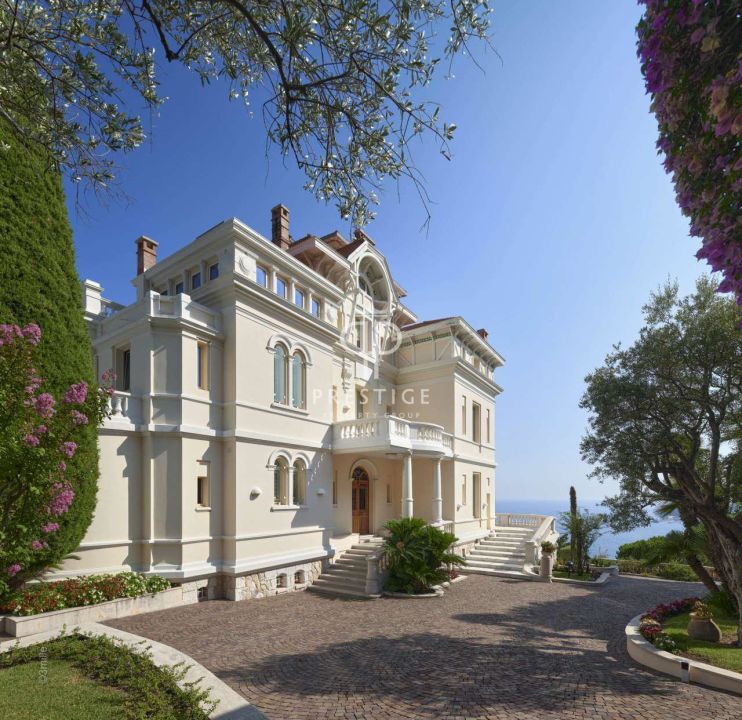 15 bedroom Villa for sale with sea and panoramic views in Roquebrune ...