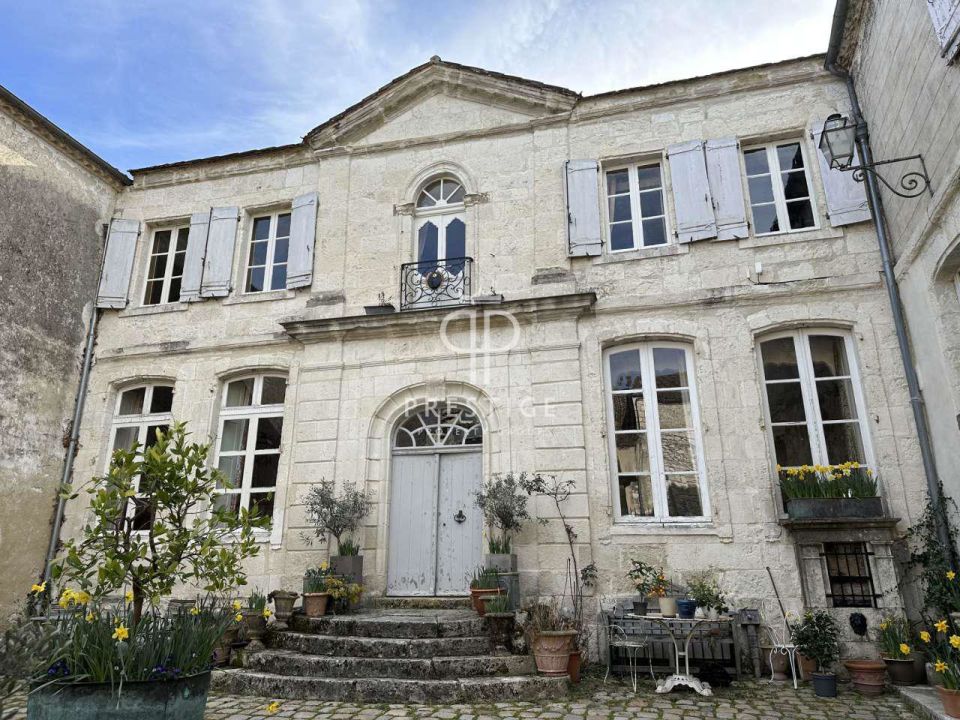 Historical 8 bedroom Castle for sale with countryside view in Bergerac ...