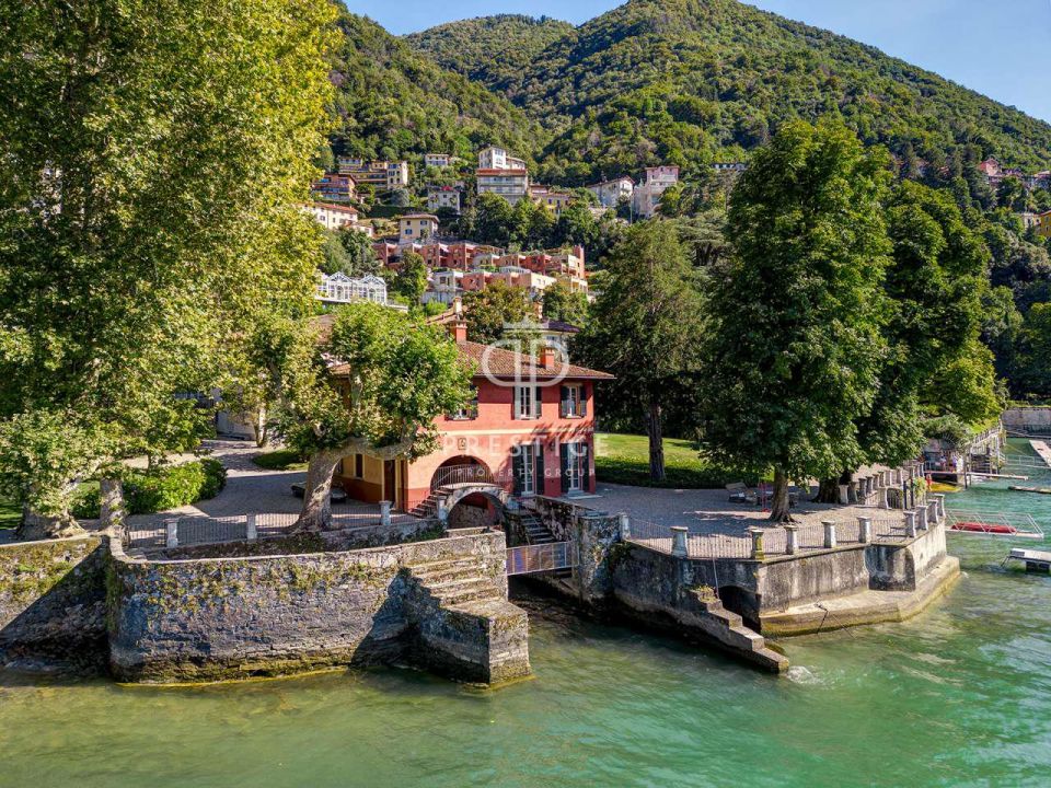 Exceptional 15 bedroom Villa for sale on Lake Como, Blevio, Lombardy