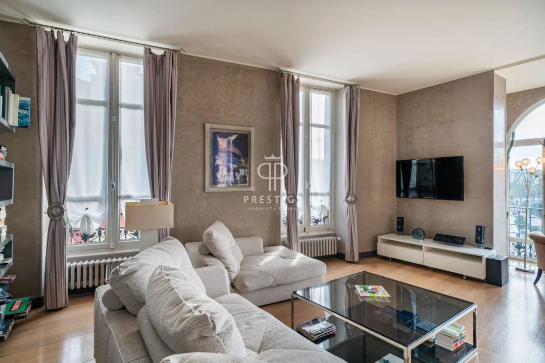 Exclusive 3 bedroom Apartment for sale with panoramic view in Nice ...