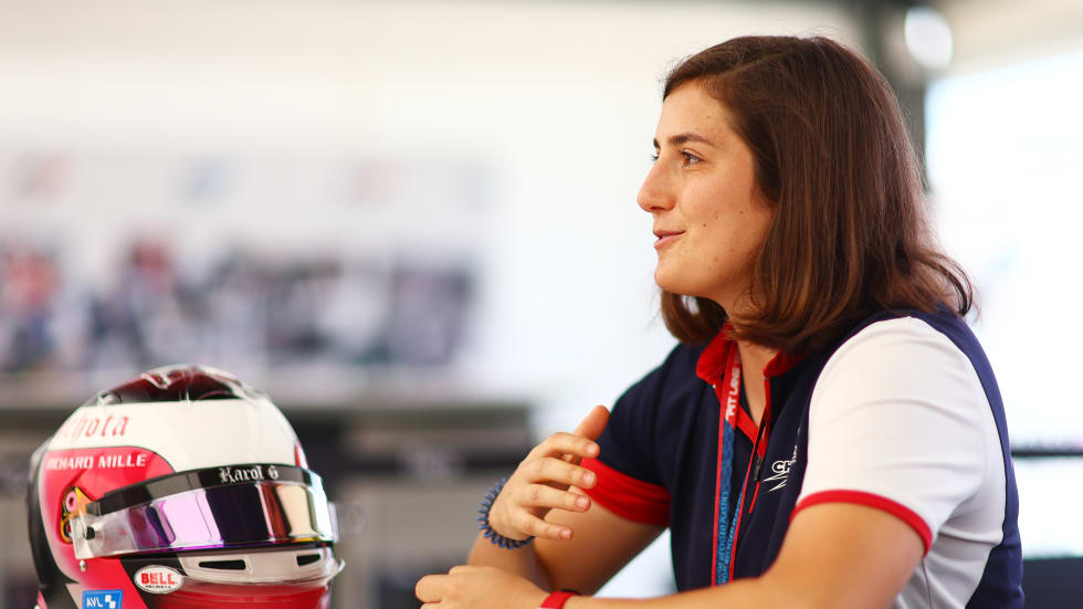 Tatiana Calderon's popstar-painted helmet