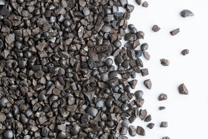 Buy Steel Grit Online - Order Durable Abrasives Now - Purchase Angular ...